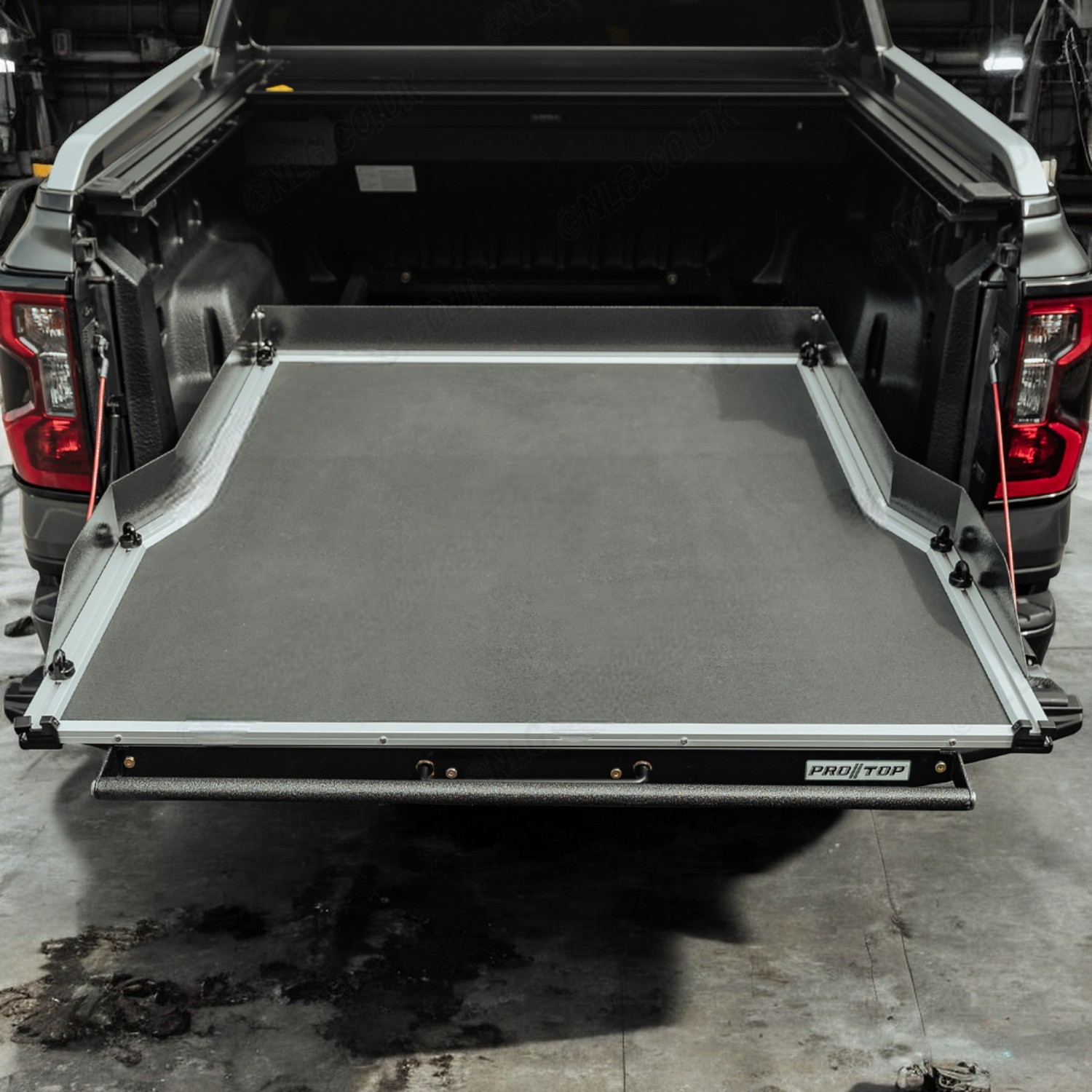 PROTOP slip-resistant sliding tray Ford Ranger 2023+