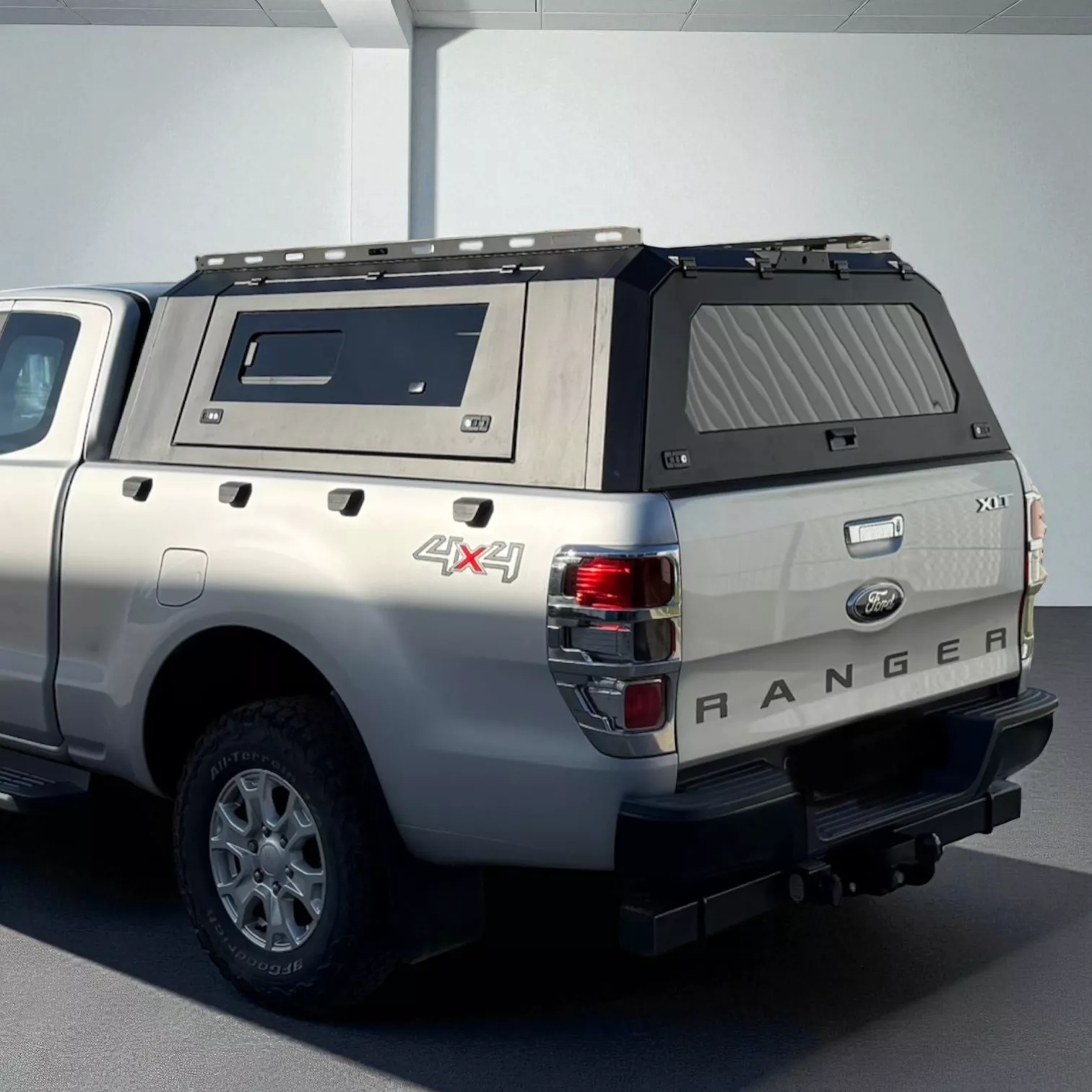 Hard Top Steel Traveller Ford Ranger Super Cab 2012-2022